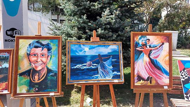 Zaman, insan, resim sergisi açıldı